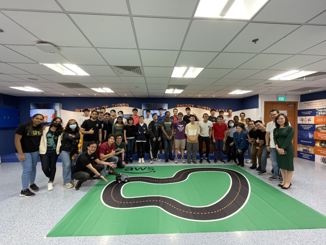 Micron x IEEE-NUS AWS DeepRacer Workshop – Electrical and Computer ...