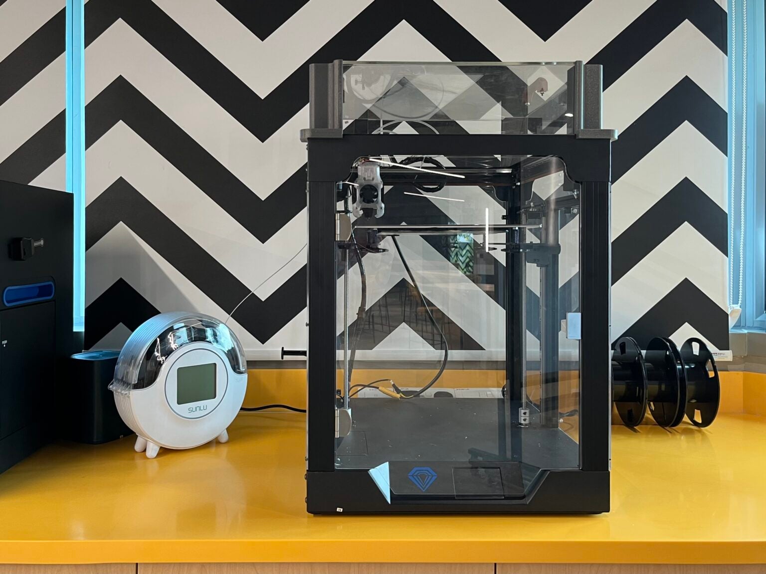 Innovation & Design Hub – Engineering Design and Innovation Centre