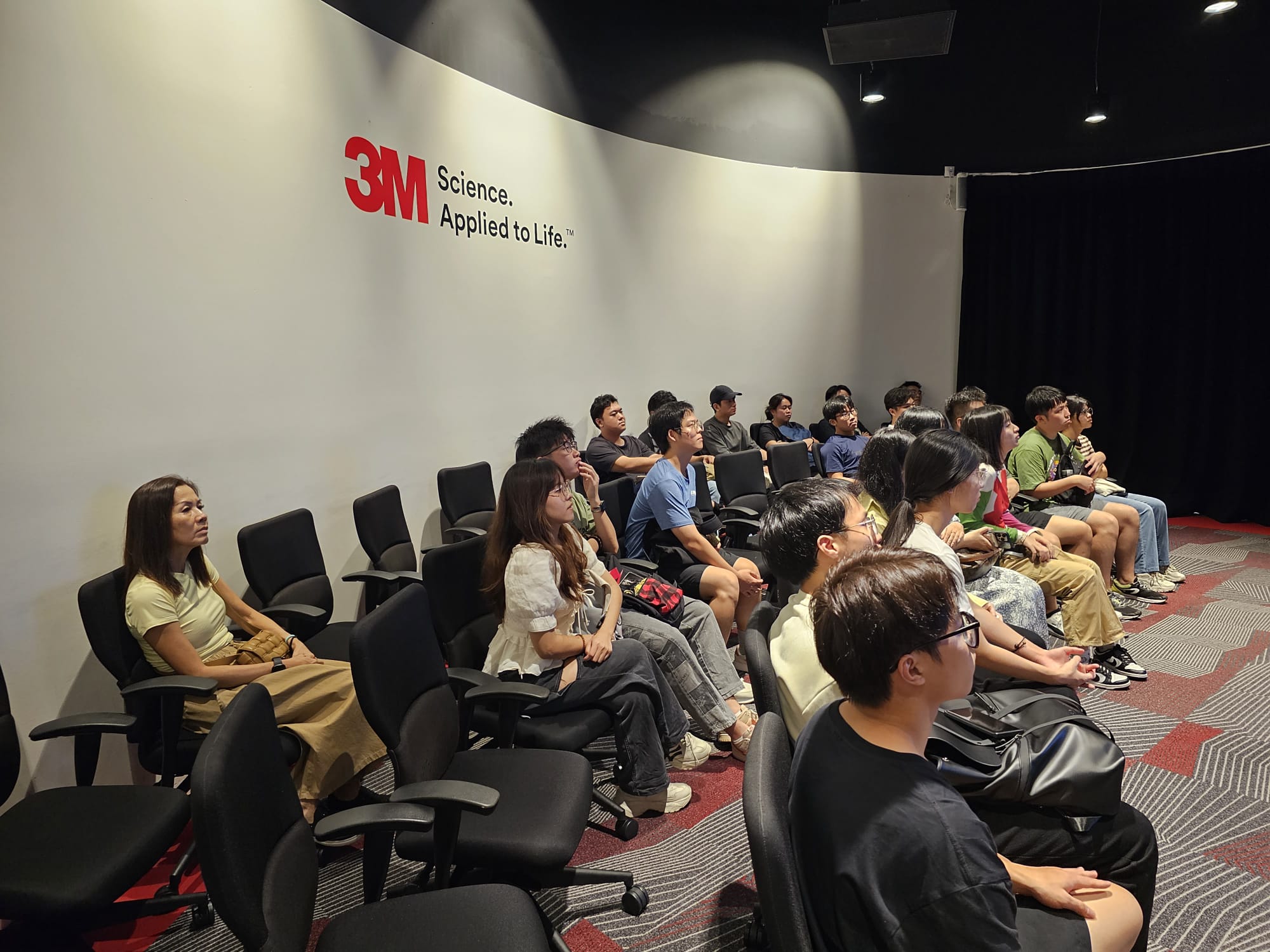 Visit to 3M Innovation Center – Materials Science and Engineering