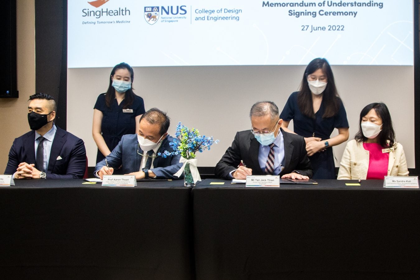 Signing of MOU marks a new chapter for SingHealth and NUS CDE - College ...
