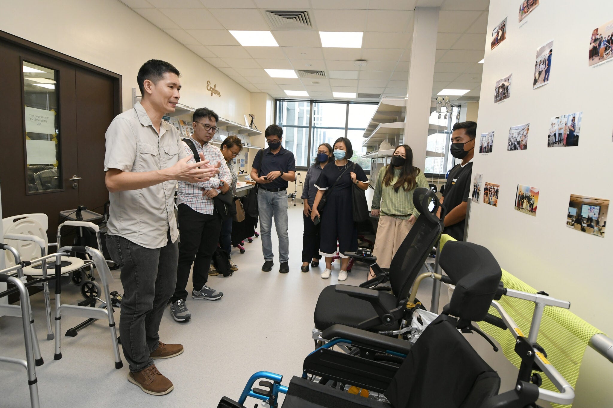 Pre-University Engagement - Campus Tours - School Groups - College of Design and Engineering