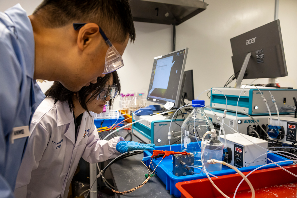 Catalyst cuts energy use in CO₂-to-ethylene conversion - College of ...